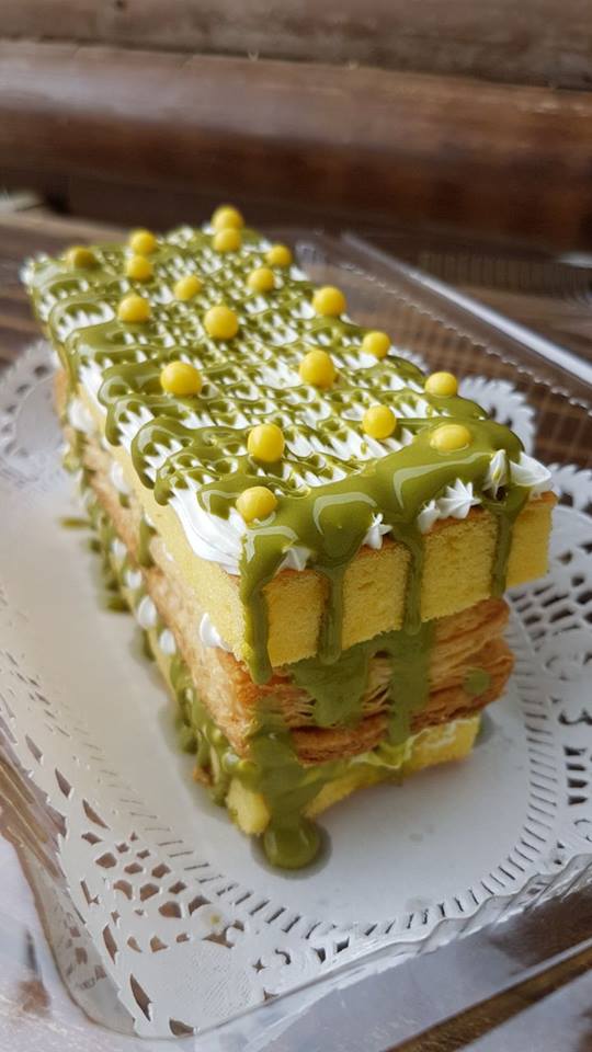 Kue-kue Unyu khas Tata Cake