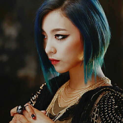 F(x) Luna Red Light