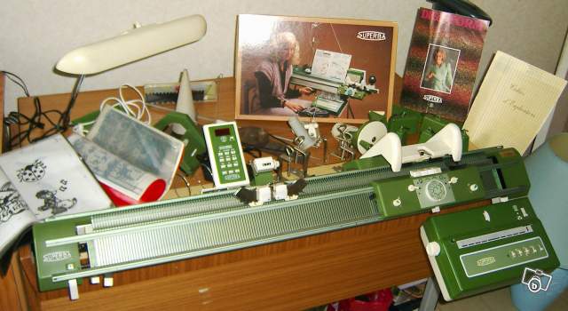 Superba Knitting™: A-Card Stitch Patterns For Light Scanning Models