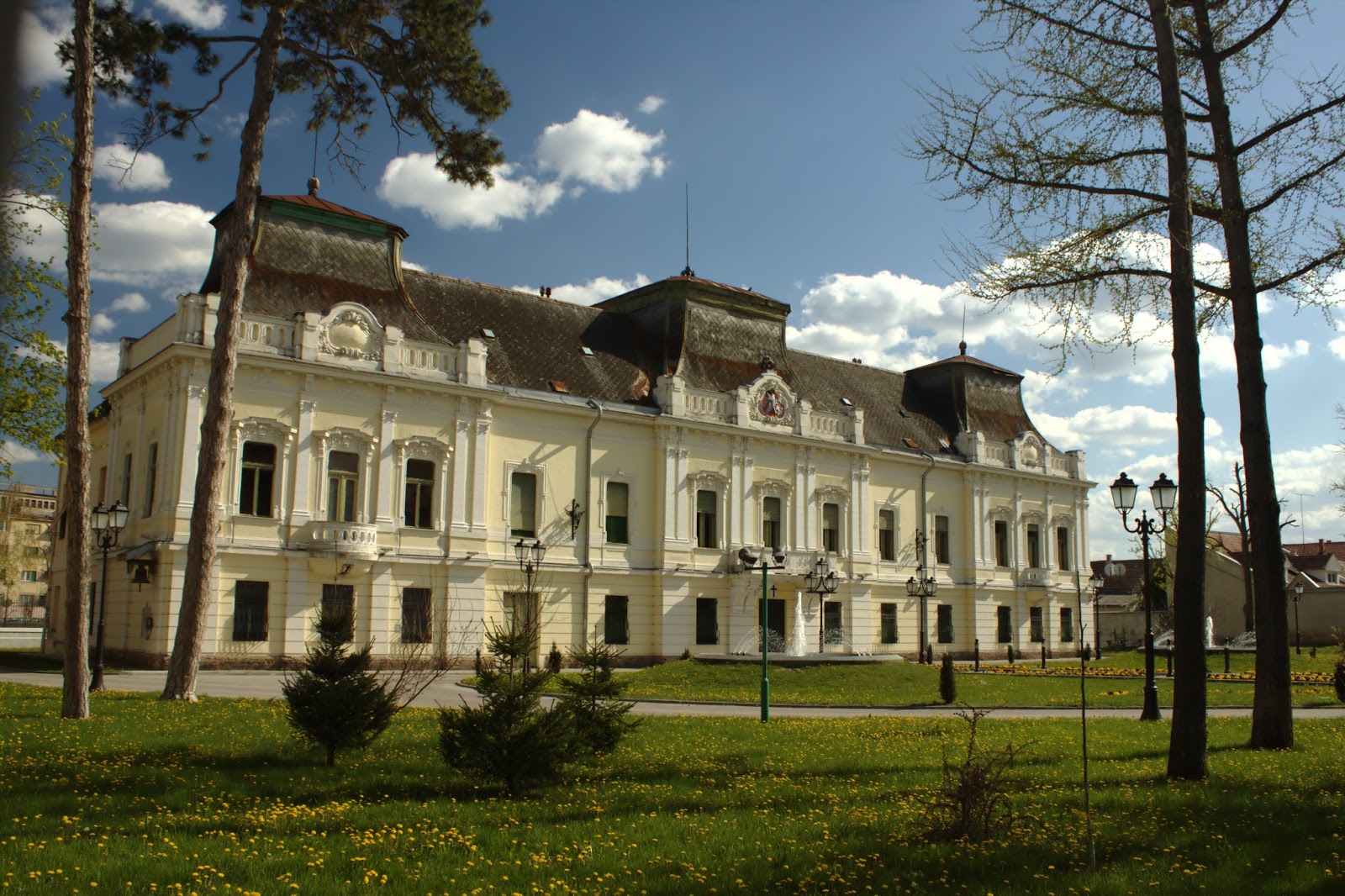 Forgotten Castles of Serbia: Vladicanski Palace