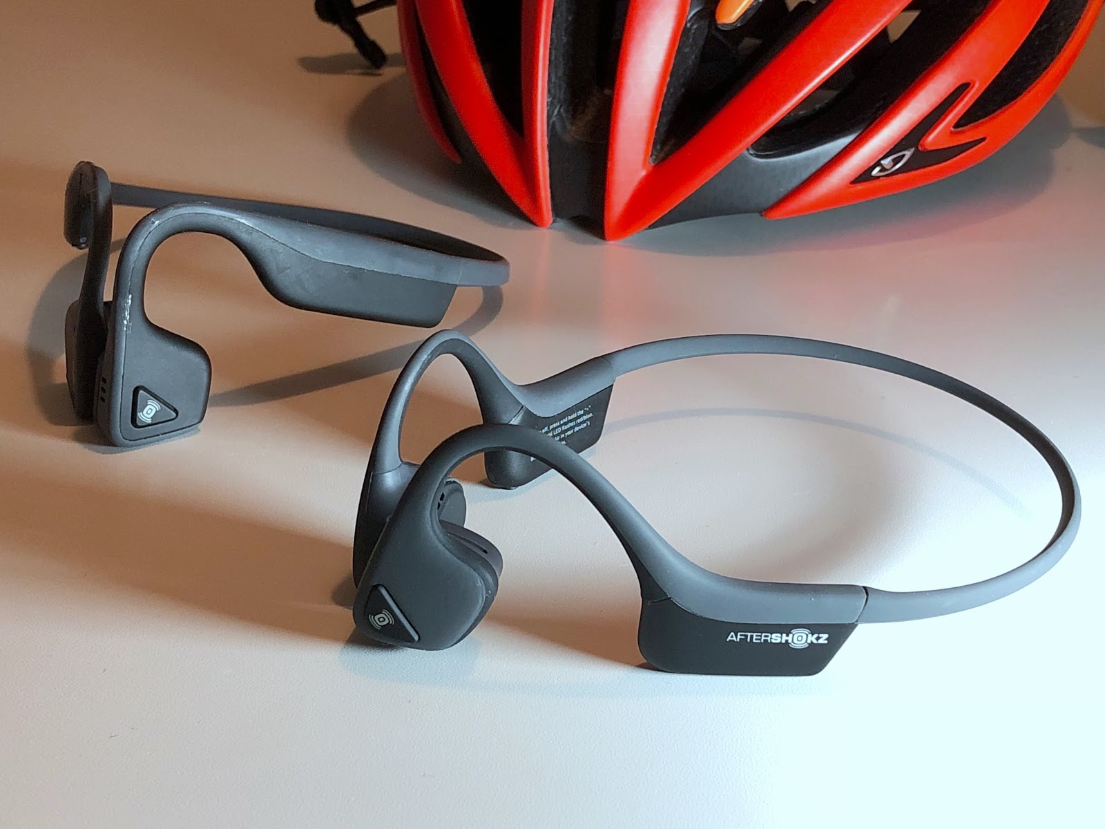 Serious gadget reviews from a user point of view: Aftershokz bone ...