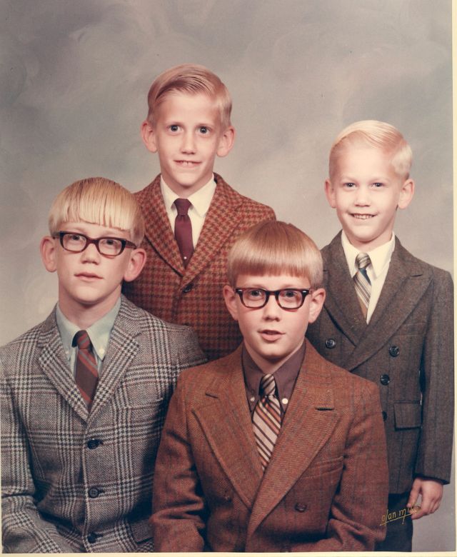 Not All Portrait Photography Studios Are Equal: 30 Photos of Regular ...