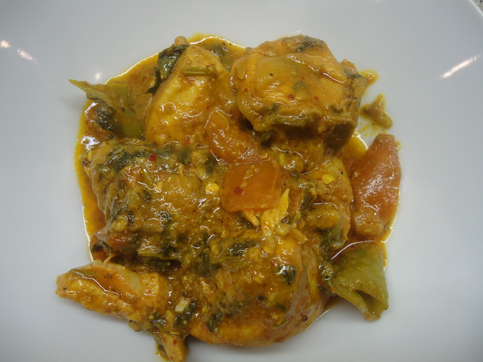This Muslim Girl Bakes: Yummy Chicken Curry