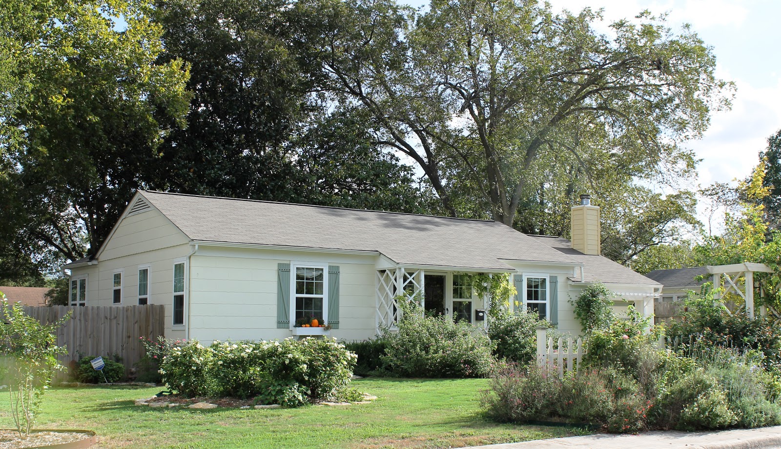 la maison LaFortune: Upsizing Our Downsize Home﻿