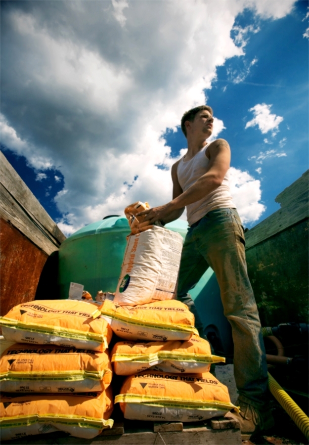 - All Natural & More: Working Boy Pic of the Day #5783