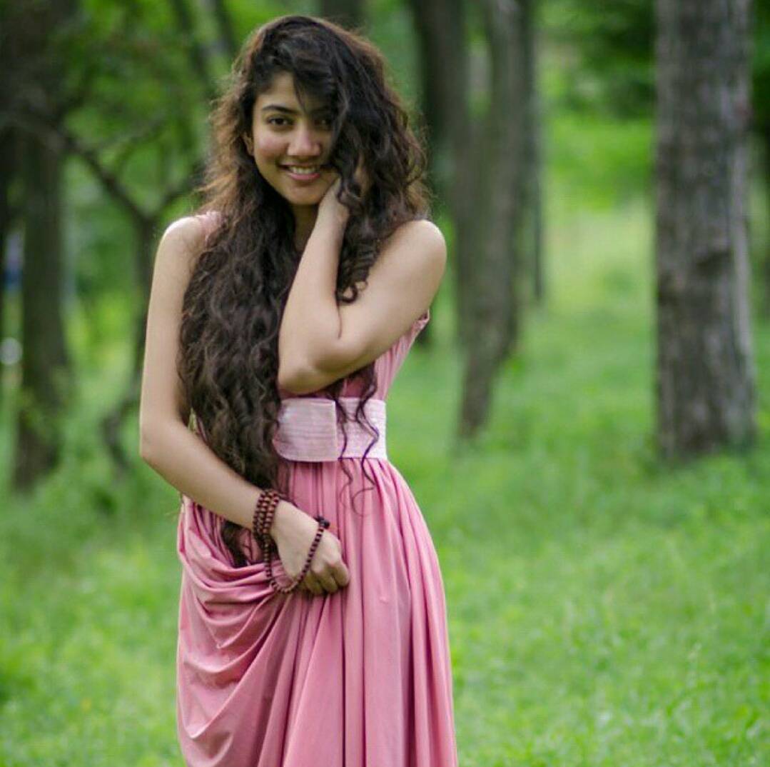 Sai Pallavi Hd Pictures|Photos|Images - Actress World