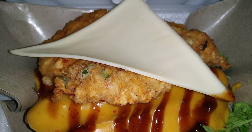Double Chicken Cheese Burger (loaded !!) at Pasar Malam Saberkas Miri ...