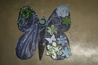 Oh, Scrapulous!!: Tutorial - Making shapes and border using chipboard