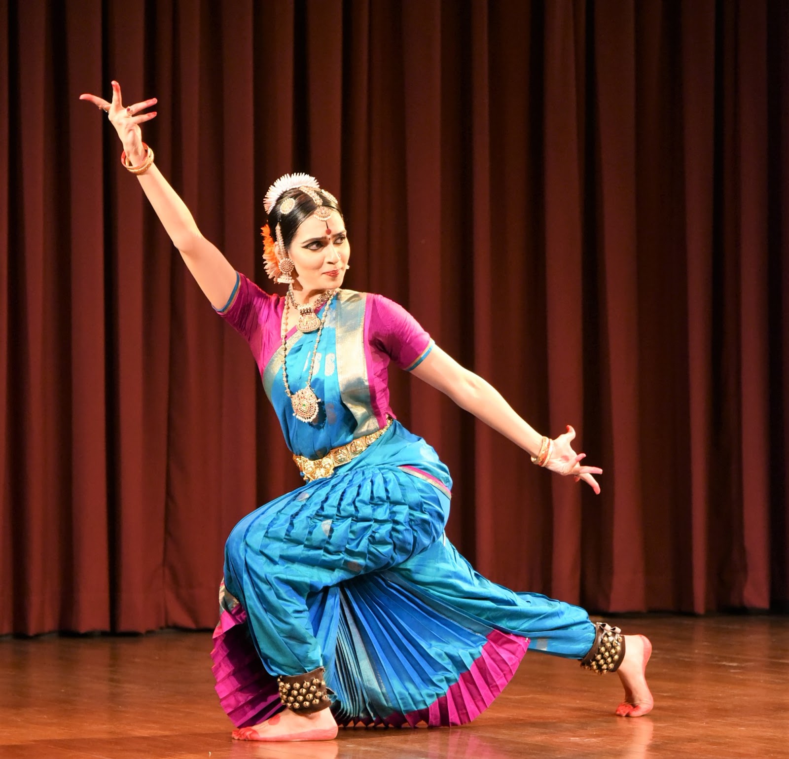Madhura Bhrushundi’s worship of dance brought out in Bharatnatyam solo ...