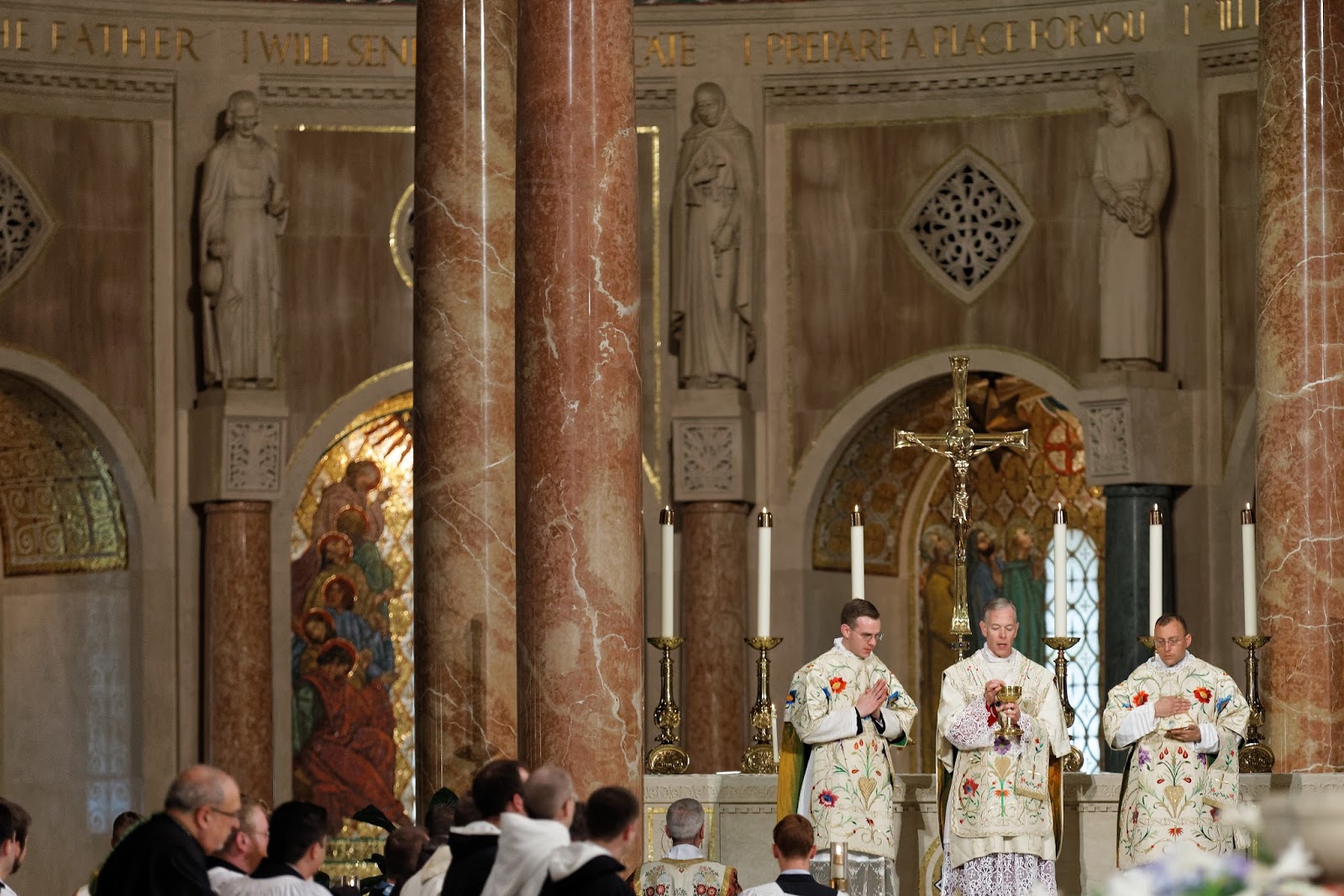 RORATE CÆLI: Pontifical High Mass in D.C.: photos, video and recap