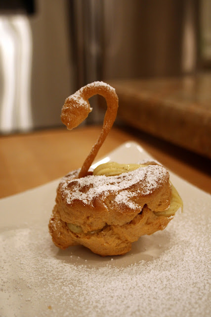 one clever mom: Daring Bakers: Pate a Choux Swans!