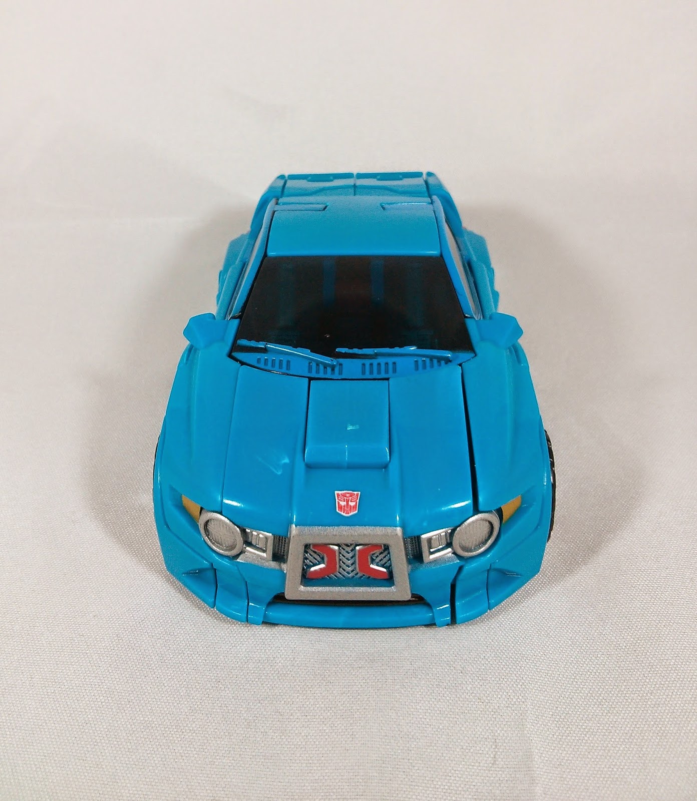 Toybox Soapbox: Transformers Generations Skids Review