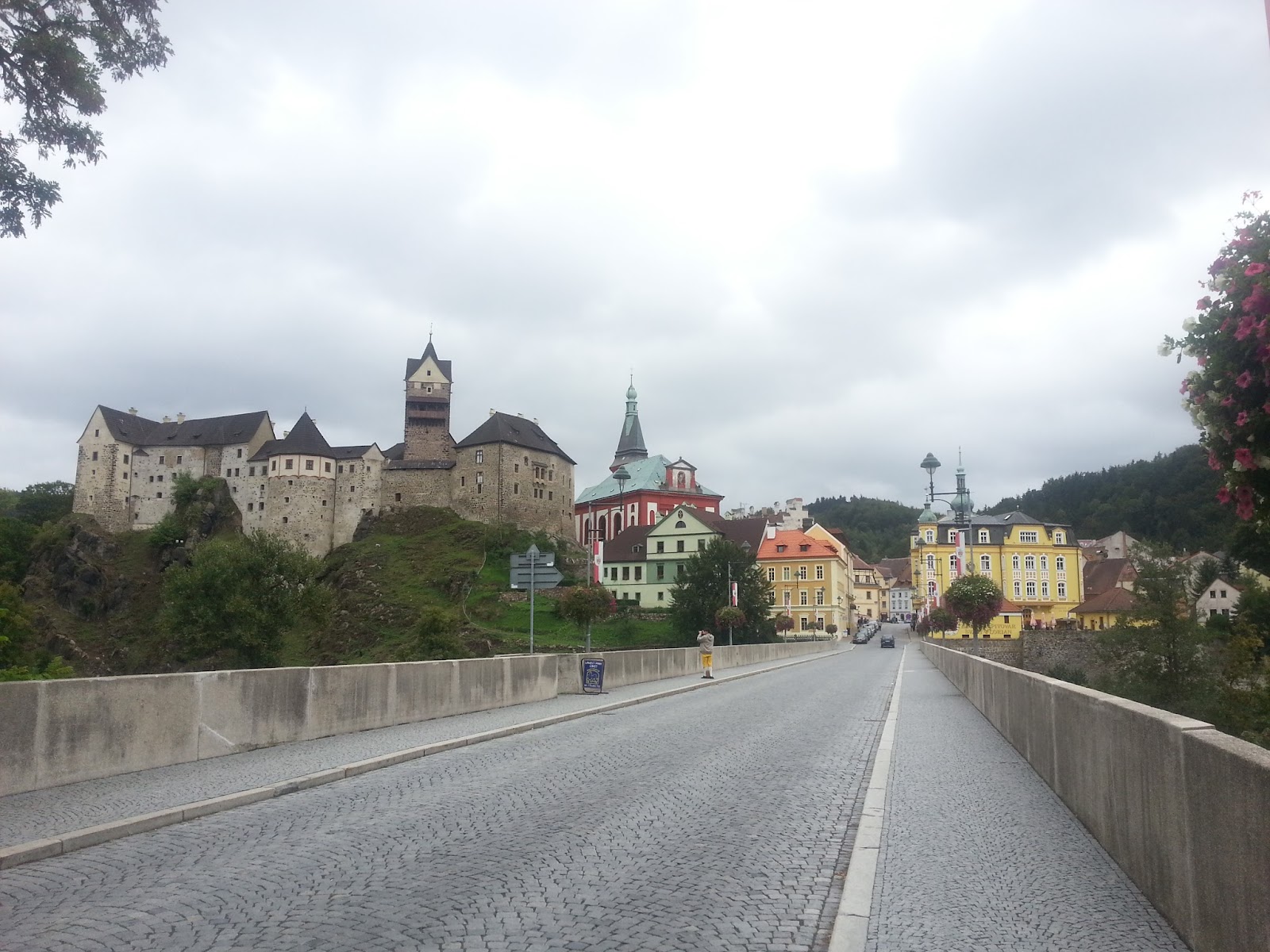 jaro gruber ;-): elbogen (loket, elbow) ~ a day in middle ages
