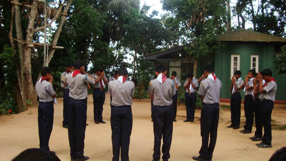 1st Kandy Dharmaraja Scouts News Online: Senior Scouts Applets Awarding ...