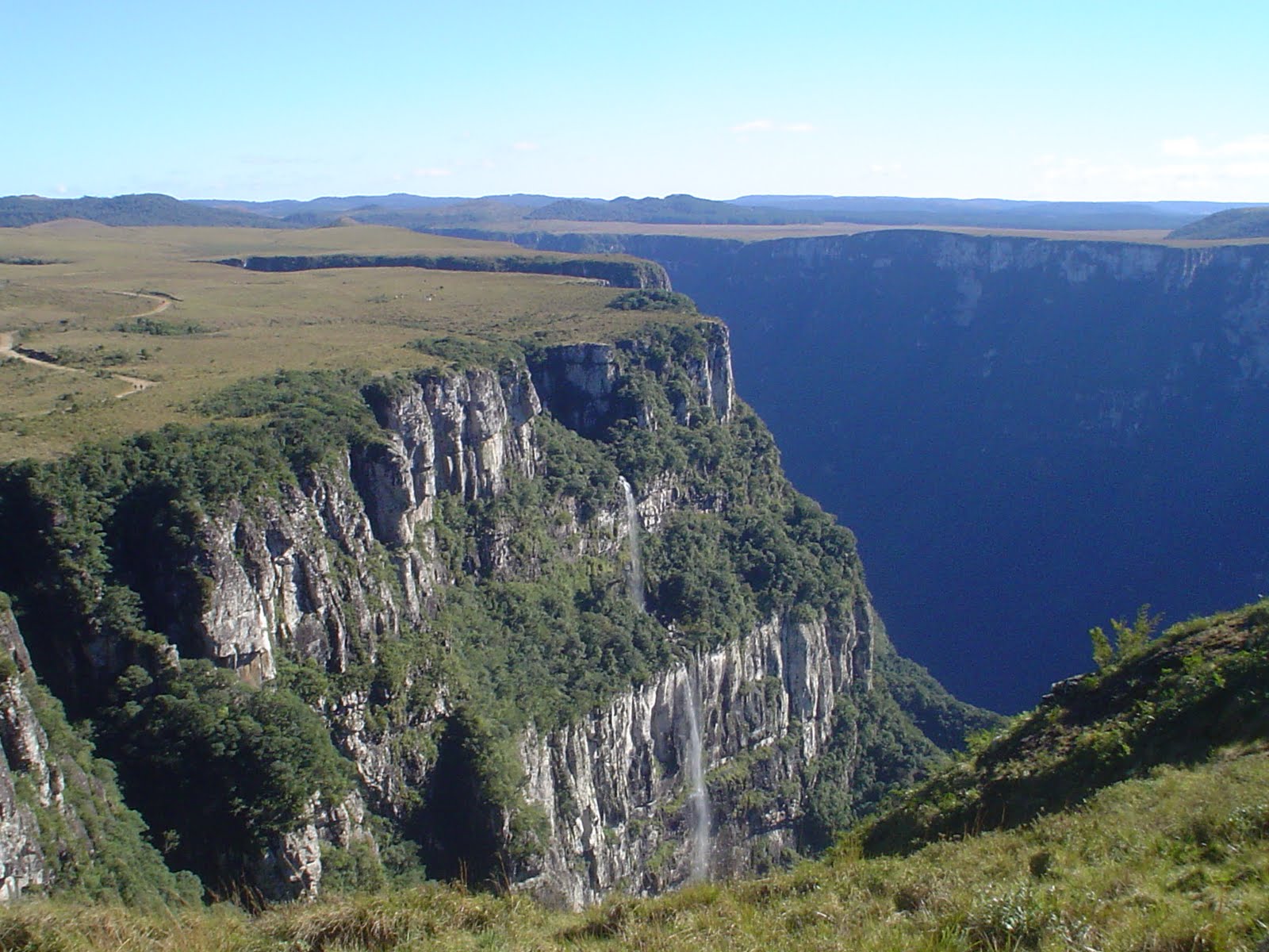 MOCHILEIRO40TAO: Cambará do Sul: um cenário esculpido por Deus.