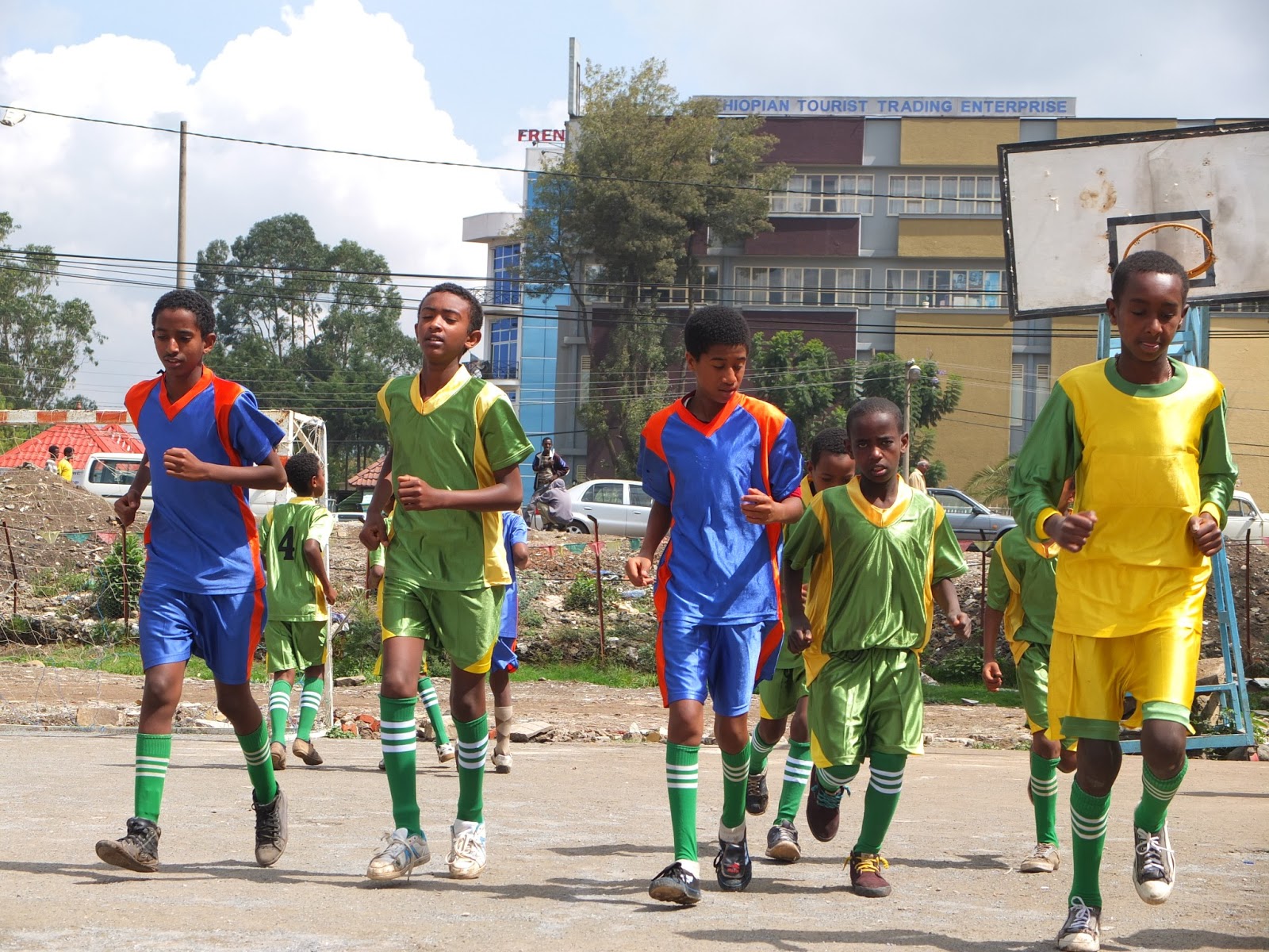 In the middle of somewhere: Ra-ey Soccer