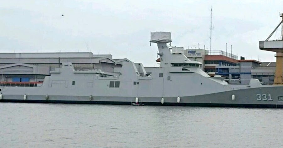 Pustaka Digital Indonesia: Mengenal KRI RE Martadinata 331, Kapal ...