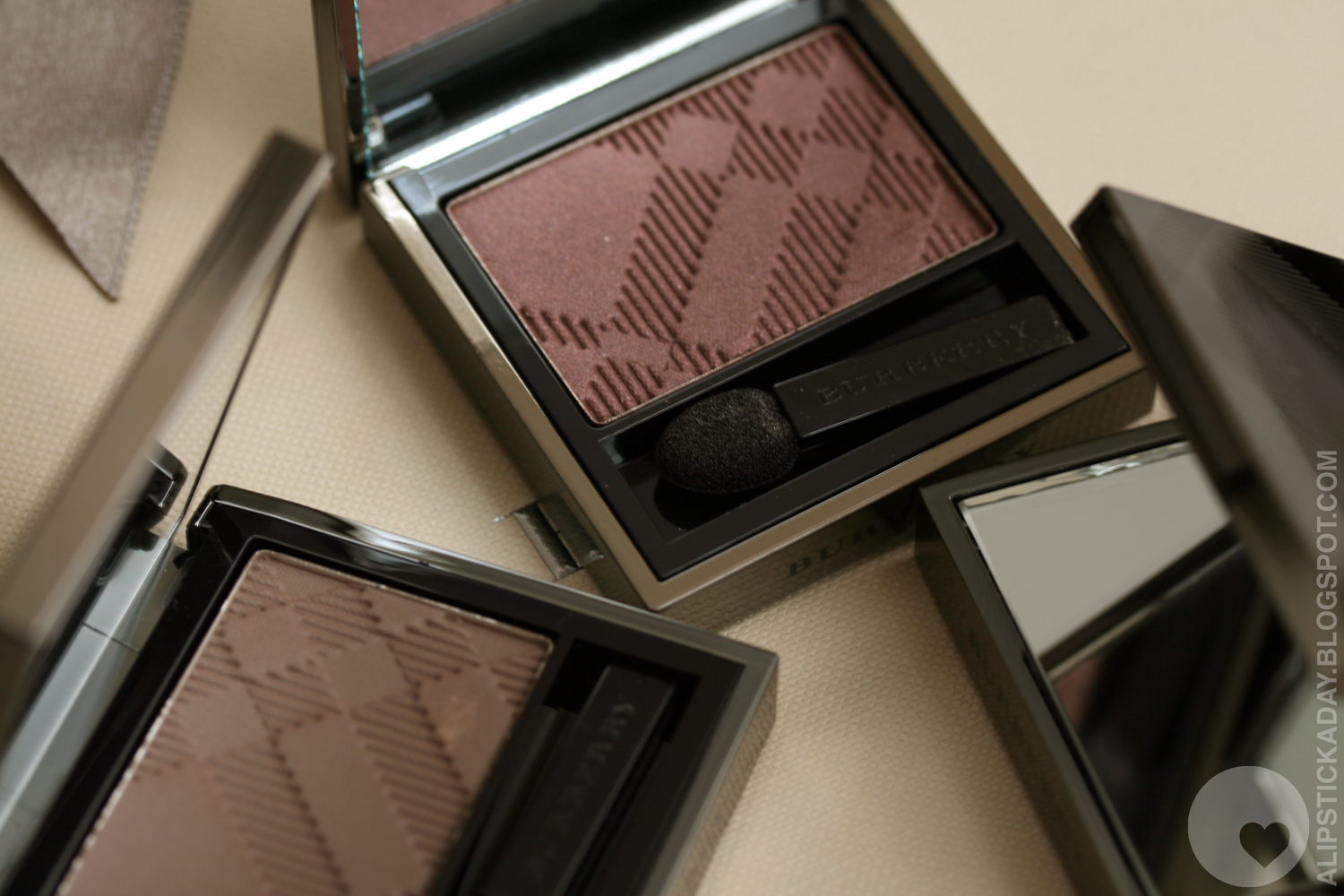 A LIPSTICK A DAY | Burberry Fall Autumn Winter 2012 Makeup Collection