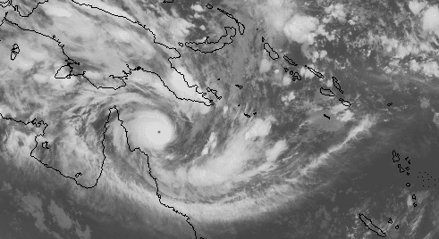 Battening down in Far North Queensland for Tropical Cyclone Ita ...