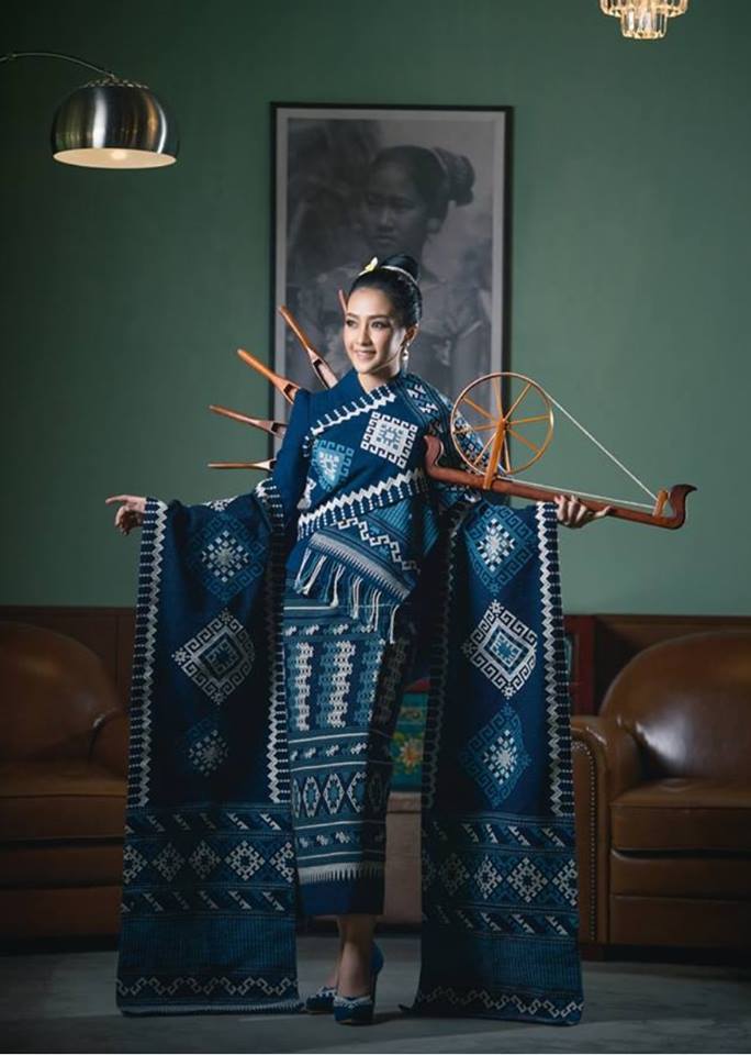 Laoconnection.com: Miss Tourism Laos 2018 - Indigo Textiles