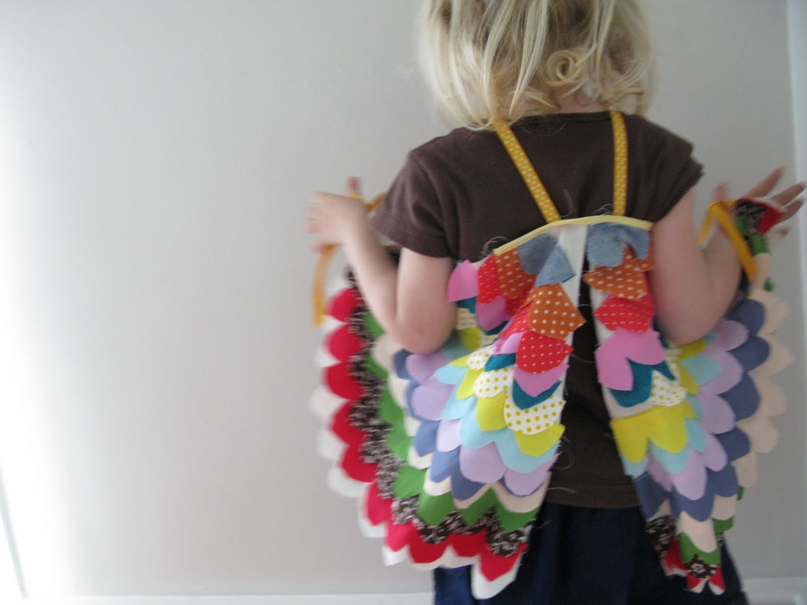 Sew Nancy: beautiful dress up wings