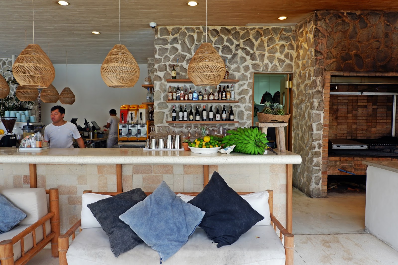 MRS SIPPY BEACH CLUB, SEMINYAK, BALI - Icha Khairisa