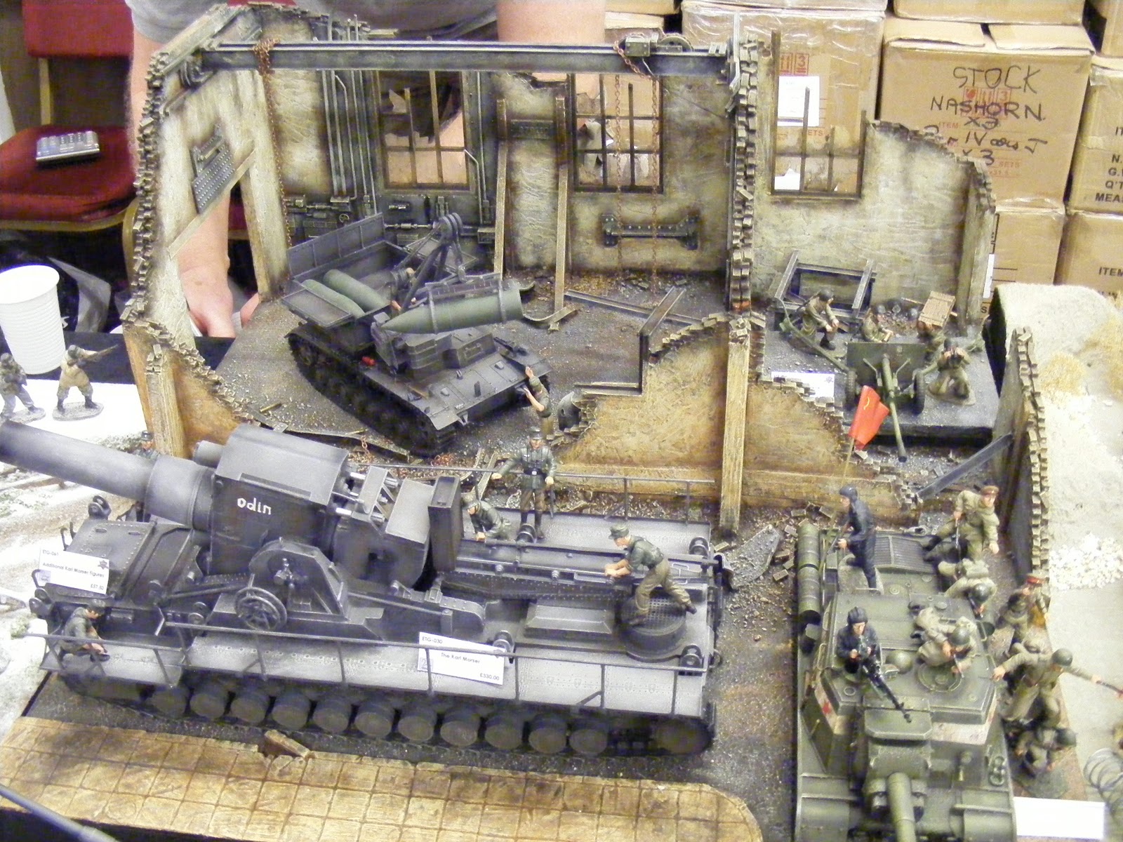 Terrain and Toy Soldiers: London Show and Figarti display