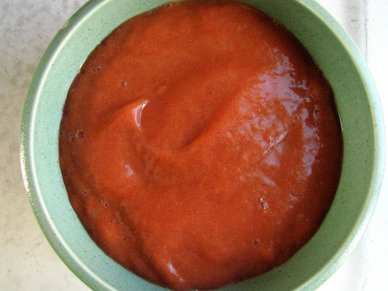 CakeWalk: Rhubarb Curd.