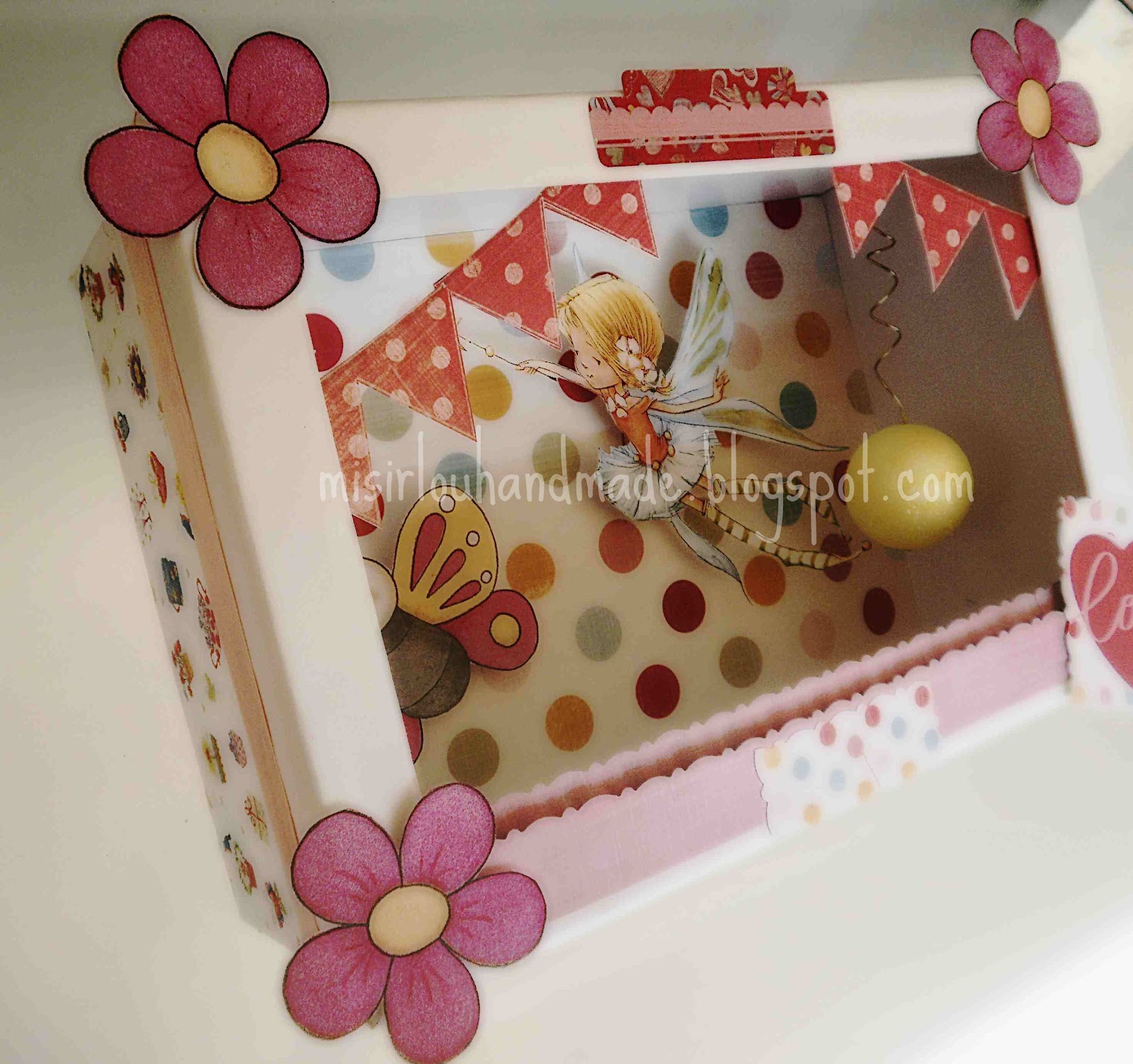 misirlou: RENOVATION PAPER BOX SHOES - ντεκουπαζ