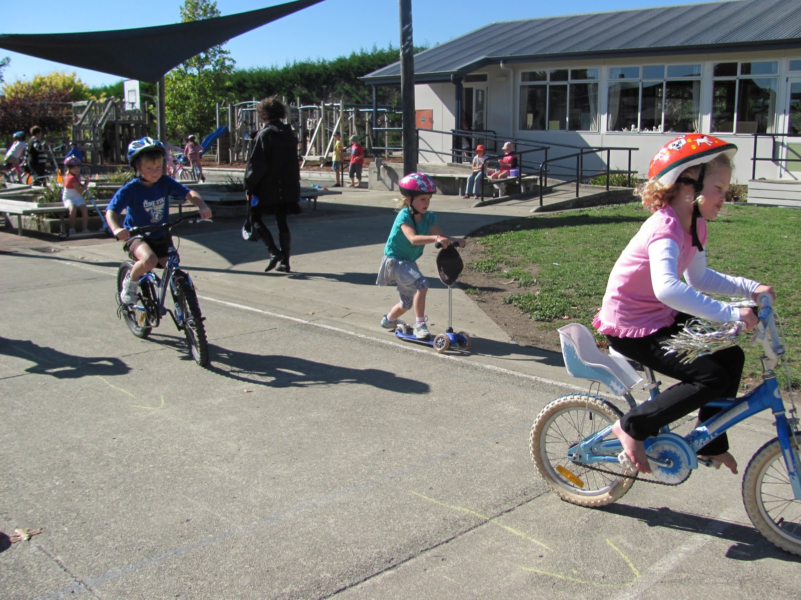 Room 8 @ Ranzau 2015: Wheels day!