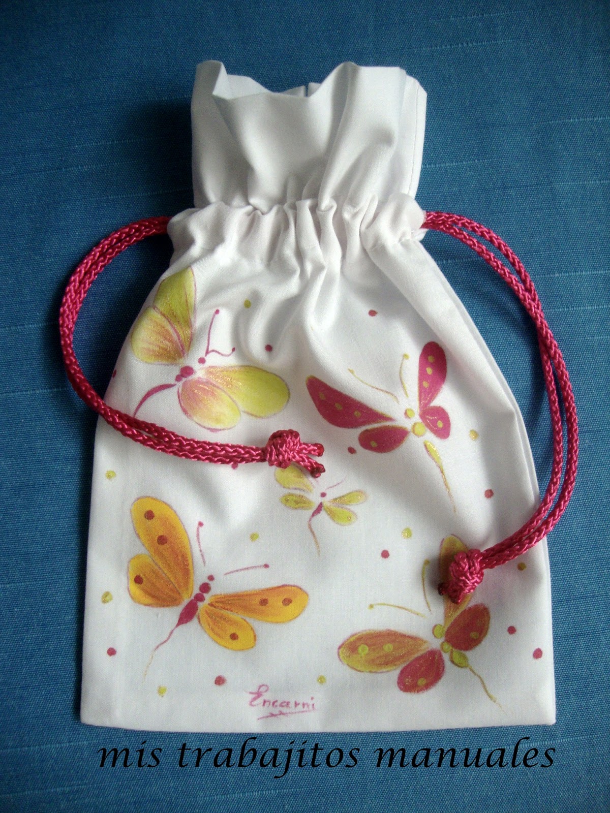 Mis trabajitos manuales: BOLSITA DE TELA