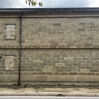 和しごと WASHIGOTO: OYA stone (大谷石)