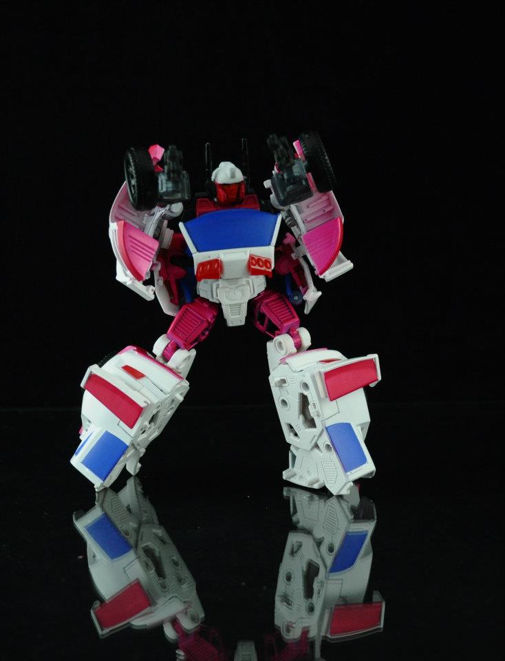 Transformers Custom World: Xavier Cal's Minerva Generation