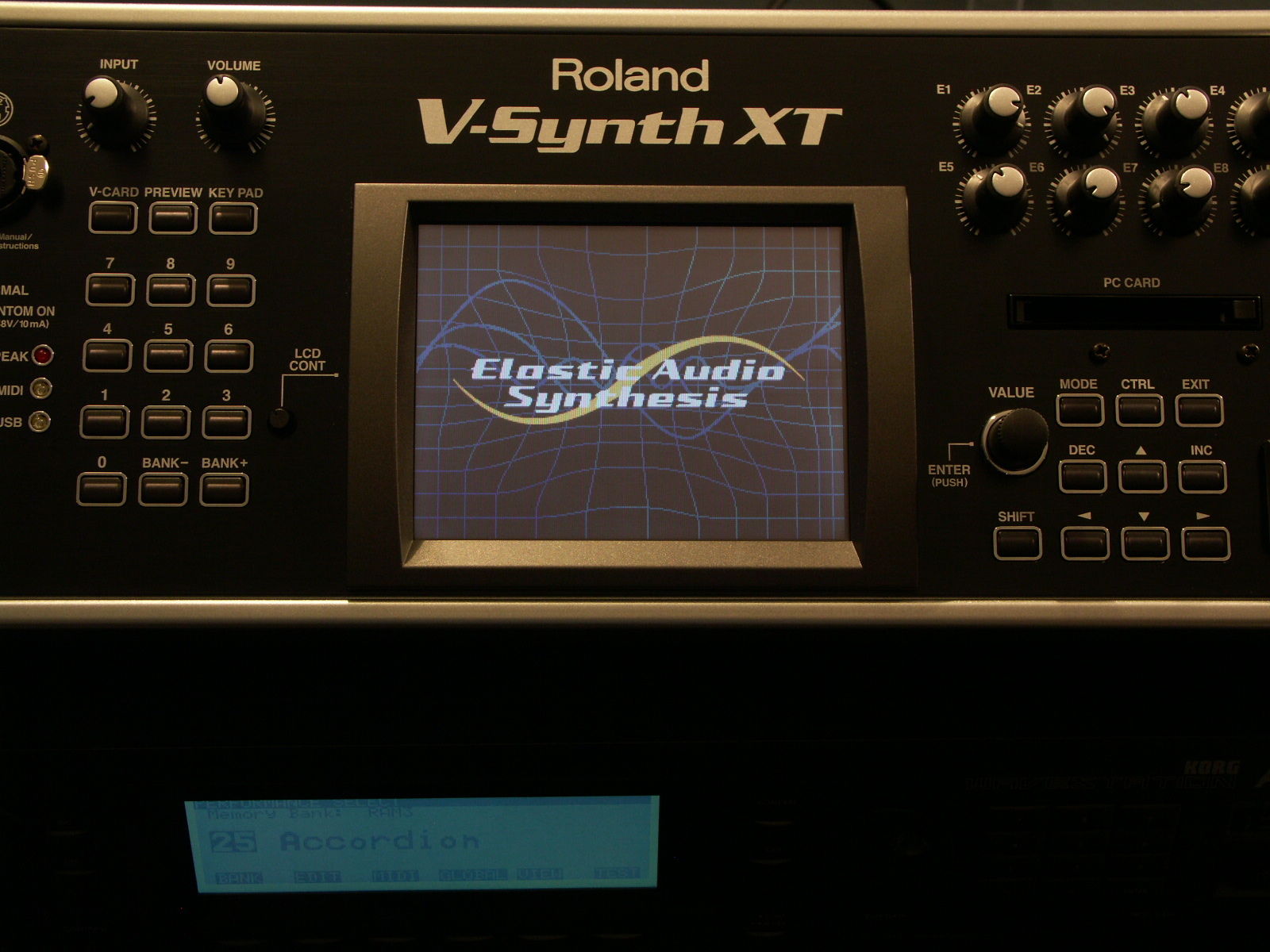 MATRIXSYNTH: Roland V Synth XT