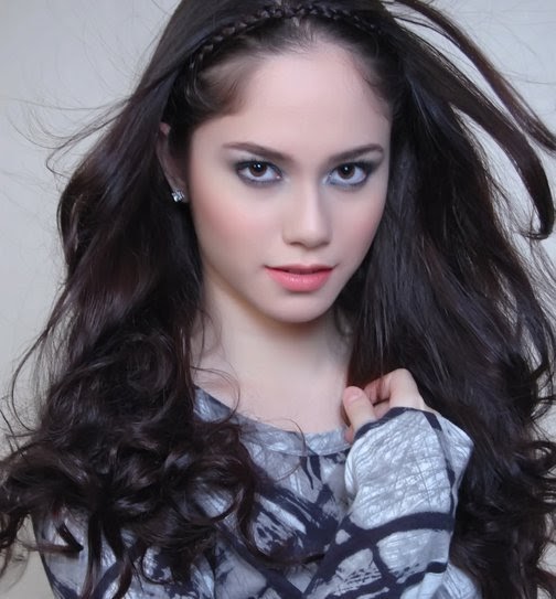 Jessy Mendiola Photo Gallery 1 - Artista Gallery