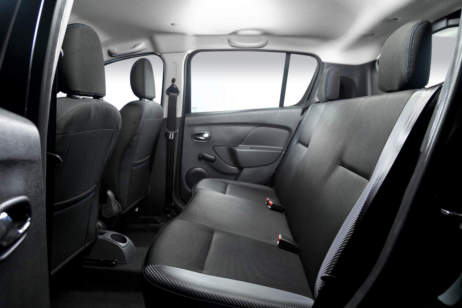 Renault Sandero GT-Line x VW Up! TSI: comparativo