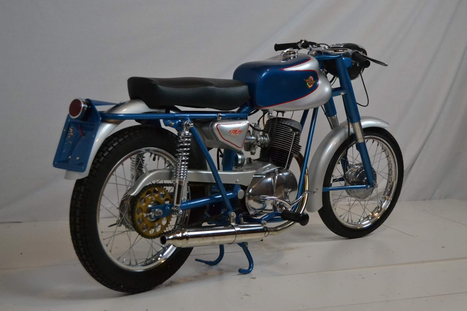 . Nonshine Market: SOLD Ducati 125 Sport Special 1960 SOLD