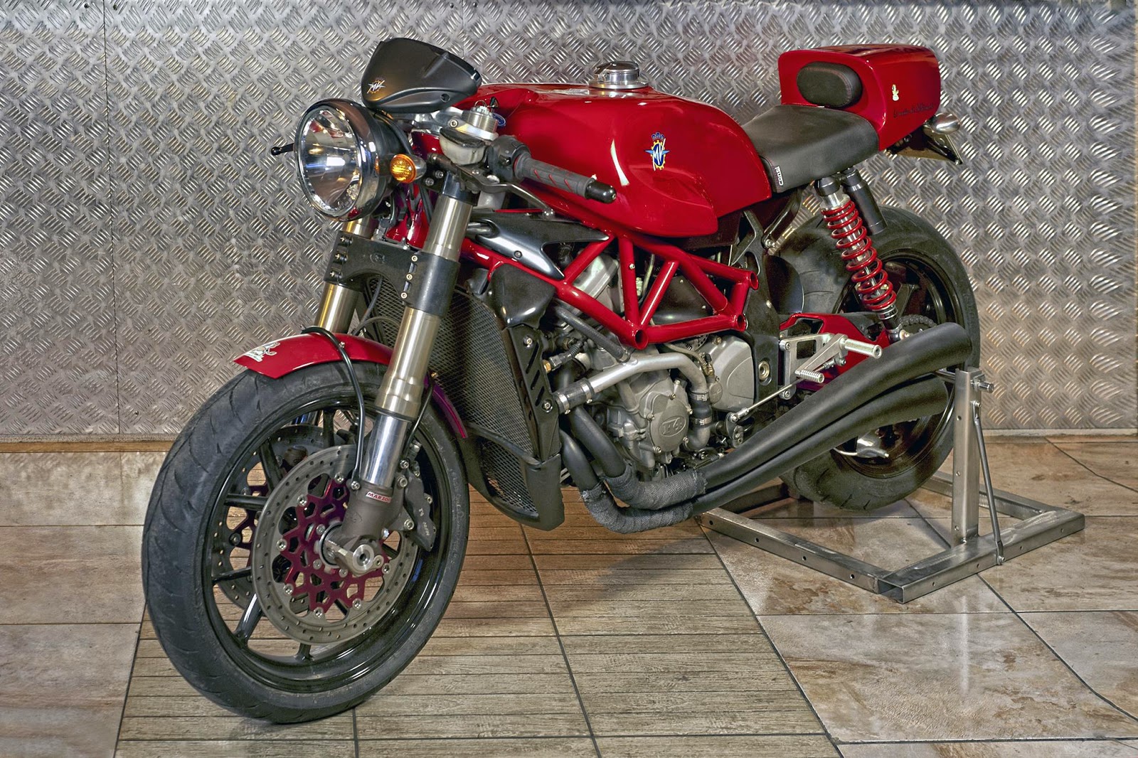 MV AGUSTA F4 CAFE' RACER CONCEPT - RocketGarage - Cafe Racer Magazine