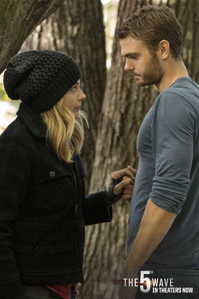 Unfading Books: Reseña: Mar Infinito