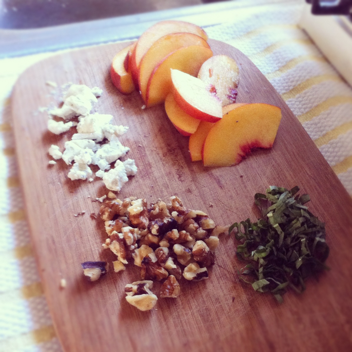 Look So Lovely: LSL { Foodie Friday} - Just Peachy