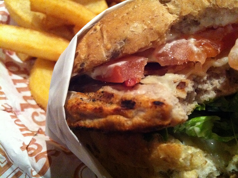 Red Robin- Burgers. Burgers. And More Burgers. ~ Eating With Kirby