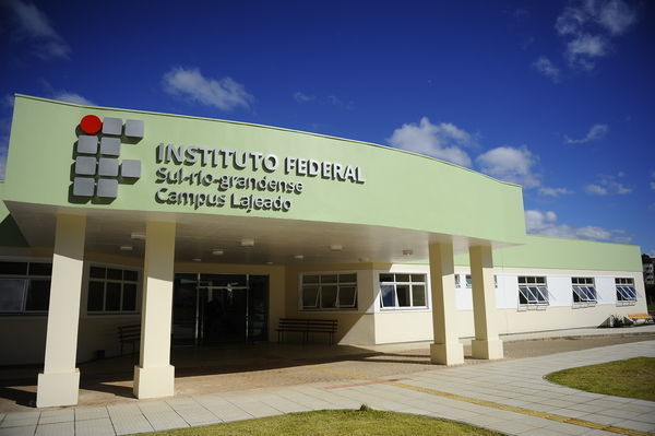 EEEM Santo Antônio: IFSul abre dois cursos gratuitos