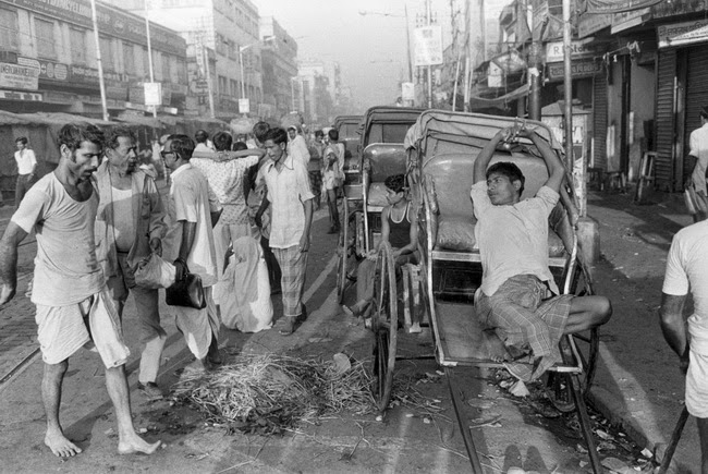 Amazing Black and White Photographs Captured Daily Life of India in the ...
