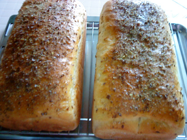 Cooking Pleasure: BANANA BREAD LOAF [STRAIGHT DOUGH METHOD]