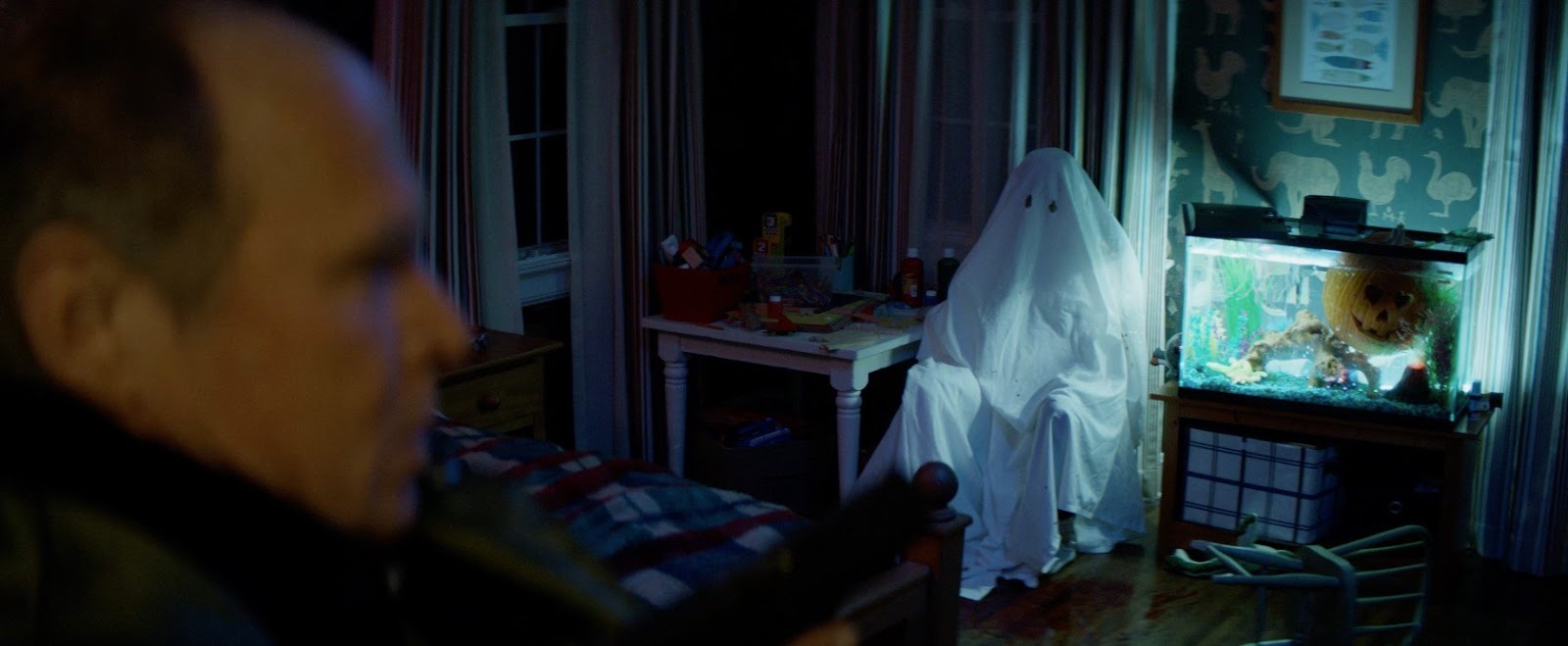 The Horrors of Halloween: Screencaps from HALLOWEEN (2018) Trailer