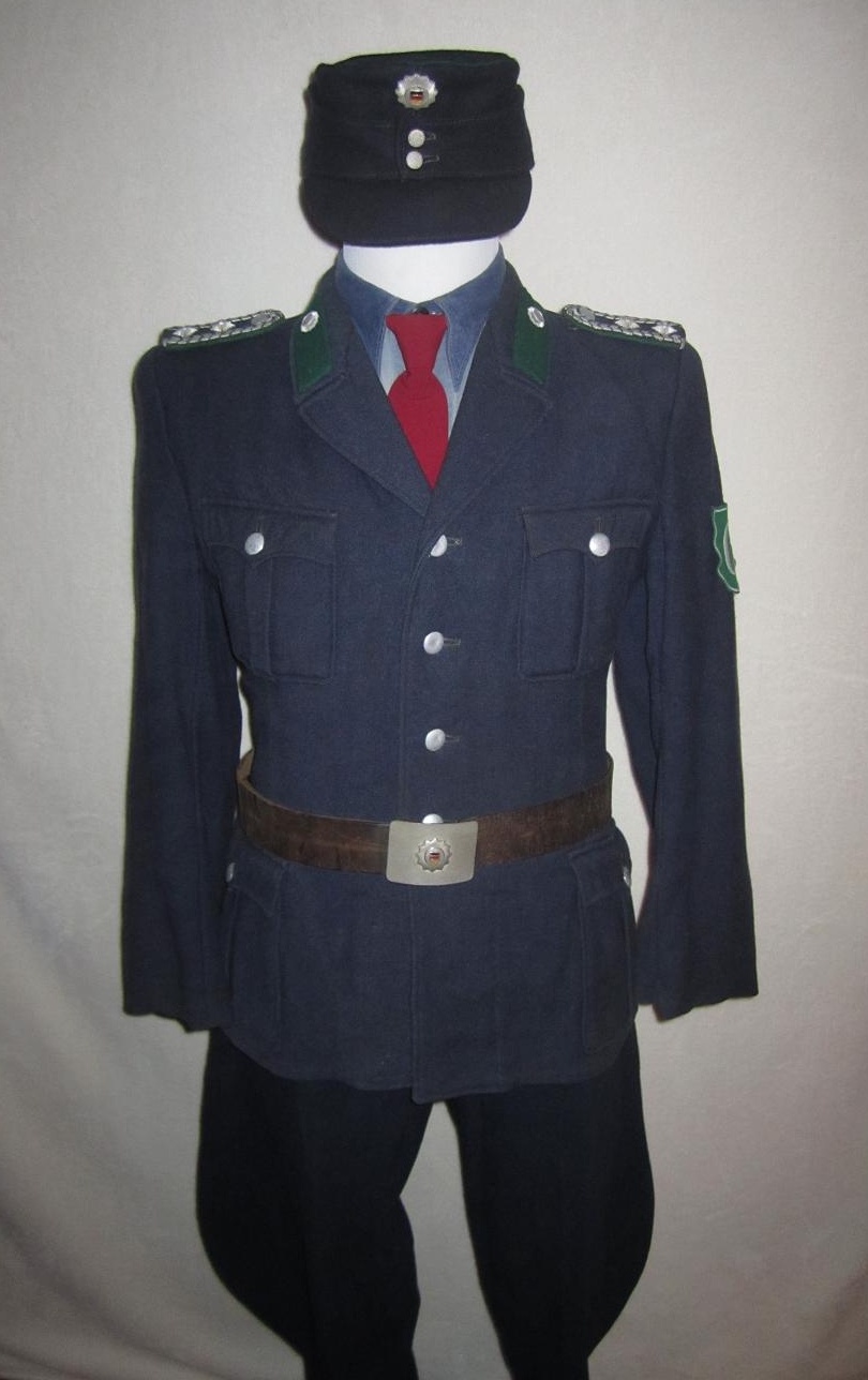 Uniformen der DDR: DVP GRENZPOLIZEI Dienstuniform Hauptwachtmeister ...
