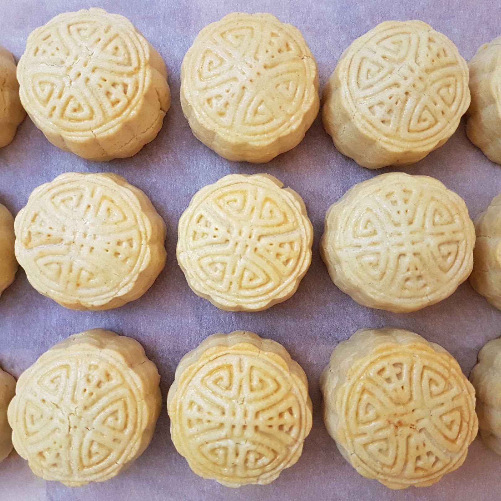 Shortbread Coconut Custard Mooncakes – Recipe