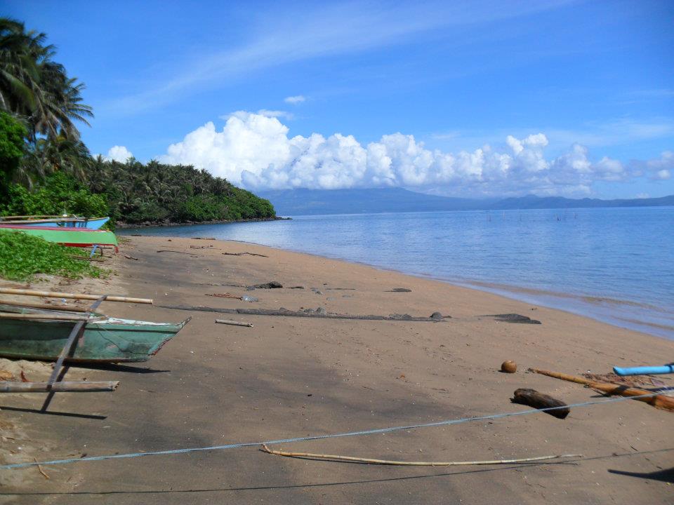 Byahero: Featured Photo | Parong Beach in Manito, Albay