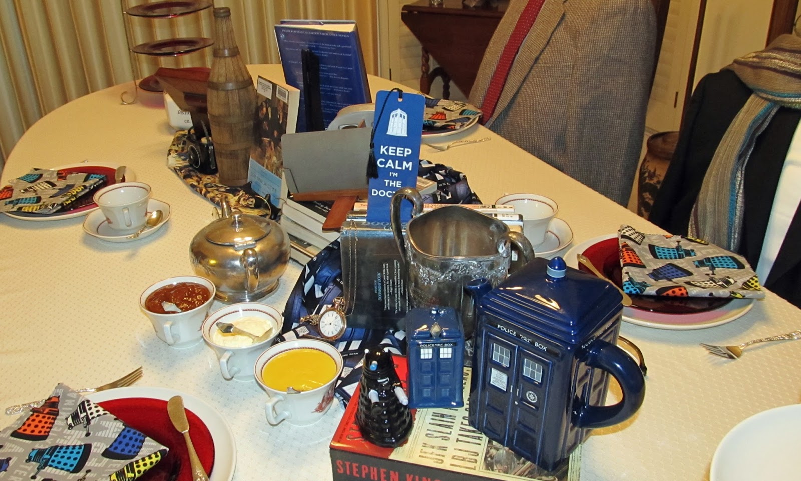 The Traveling Teapot II: Gentlemen’s Tea with the Doctors