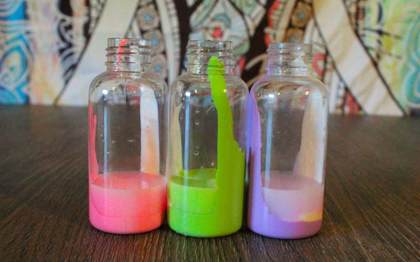DIY Glitter Spray Paint
